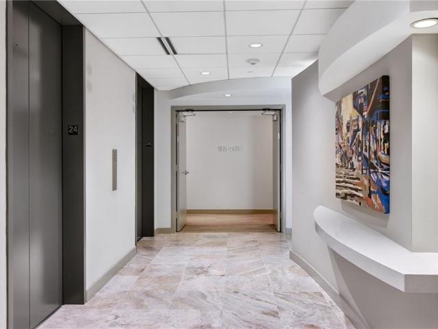3338 Peachtree Road NE 2401
