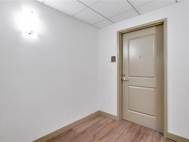 3338 Peachtree Road NE 2401