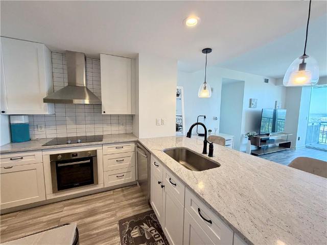 3338 Peachtree Road NE 2502