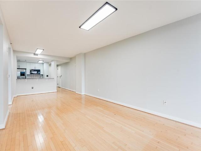 3338 Peachtree Road NE 903
