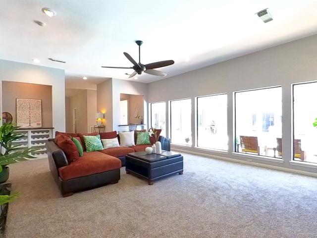 3339 Country Club Boulevard