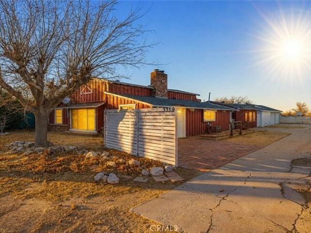 3339 E Avenue S, Palmdale, CA 93550