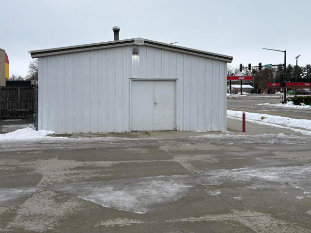 3339 Lincoln Way