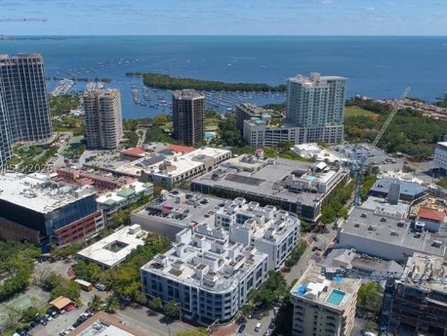 3339 Virginia St Ph 22, Miami, FL 33133