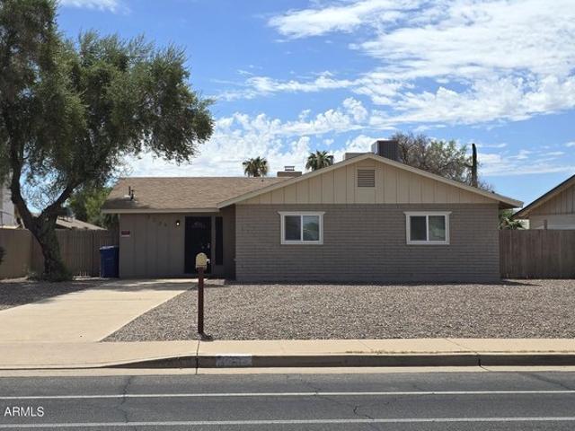 3339 W Cholla St, Phoenix, AZ 85029