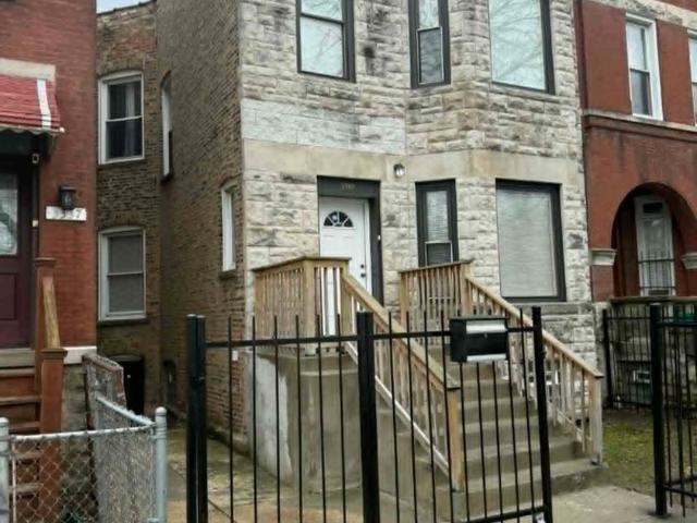 3339 W Monroe St, Chicago, IL 60624 | MLS #12607 | Compass