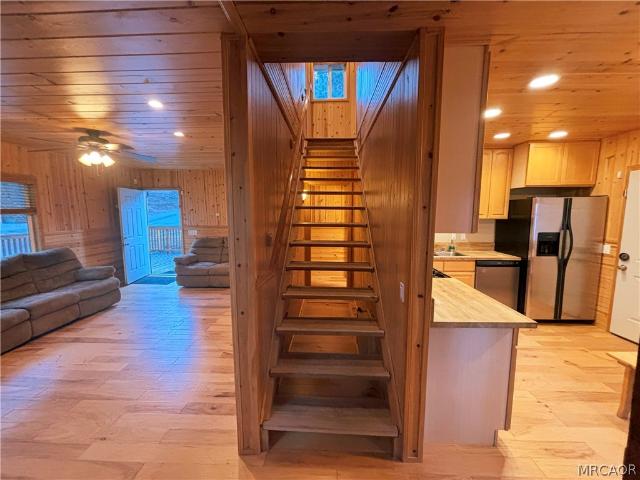33308 Iris Dr, Green Valley Lake, CA 92341 | MLS #32600