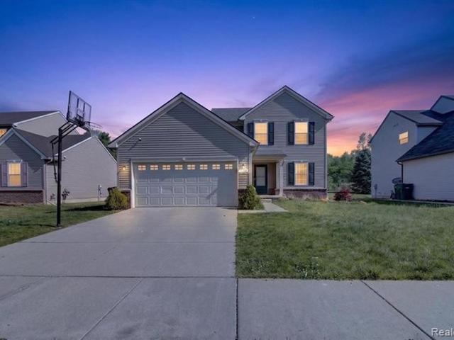 33308 Sienna Dr, Romulus, MI 48174