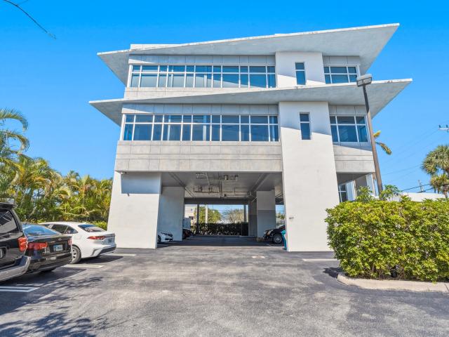 3330 N Federal Hwy, Boynton Beach, FL 33435 | MLS #B26021