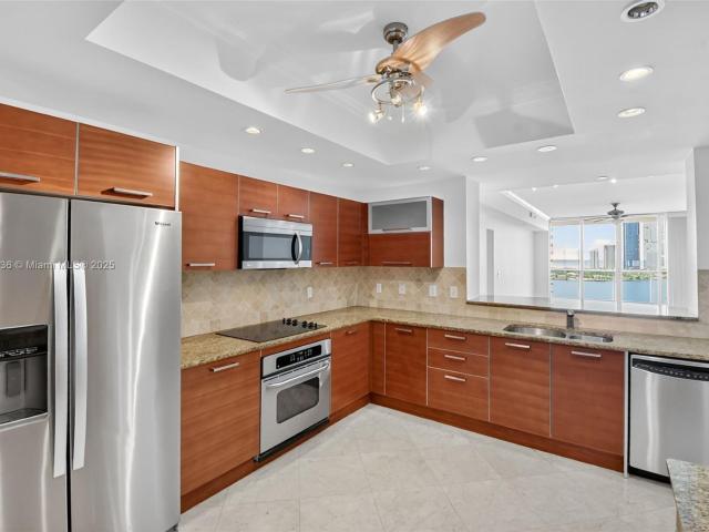 3330 NE 190th St, Unit 1611, Aventura, FL 33180 | MLS #A11864