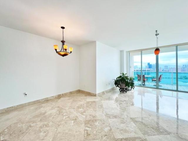 3330 NE 190th St #2319, Aventura, FL 33180