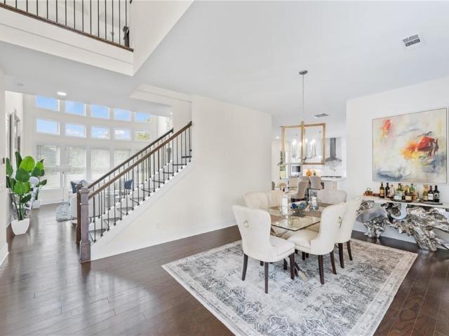 3330 Carswell Bend