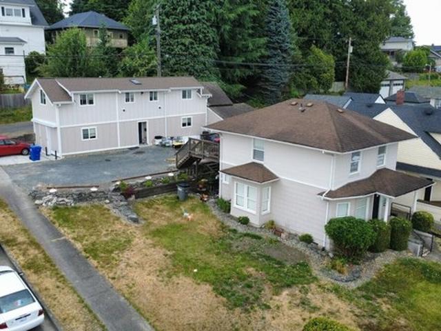 3330 Rucker Ave, Everett, WA 98201