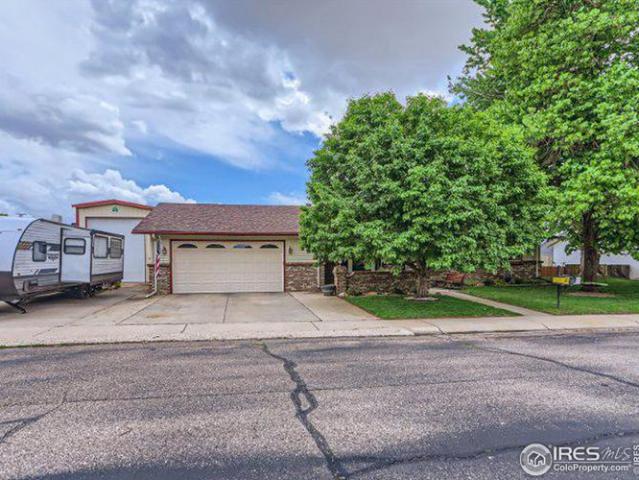 3330 33rd Ave Ct, Greeley, CO 80634