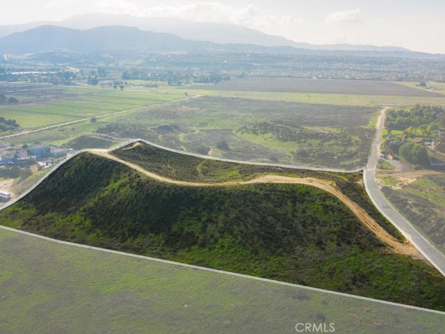 33319 Linda Rosea Rd, Temecula, CA 92592 | MLS #SW25024