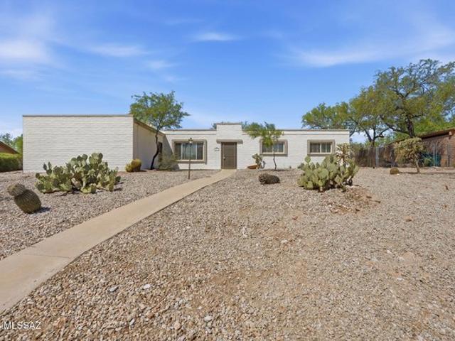 3331 N Camino Los Brazos, Tucson, AZ 85750
