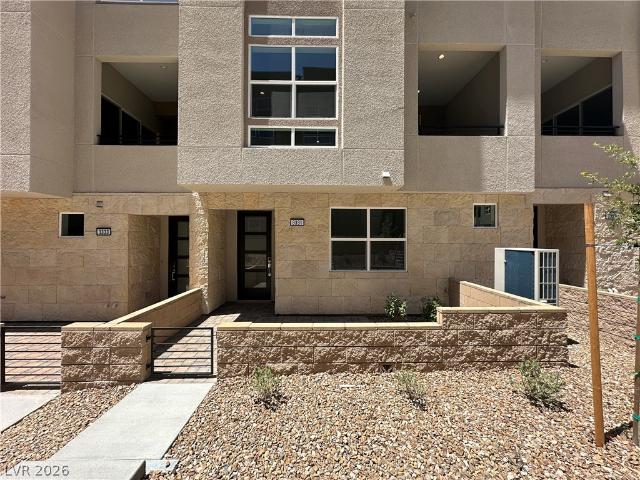 3331 Esker Ridge Avenue