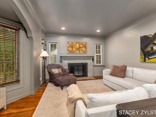 3331 Fulton Street