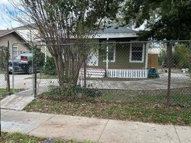 3331 Kelton St, Houston, TX 77021
