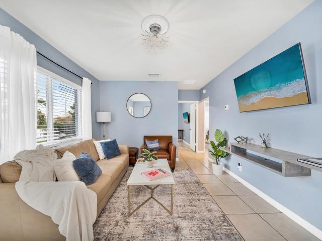 3331 Lake Ave, West Palm Beach, FL 33405 | MLS #R11158