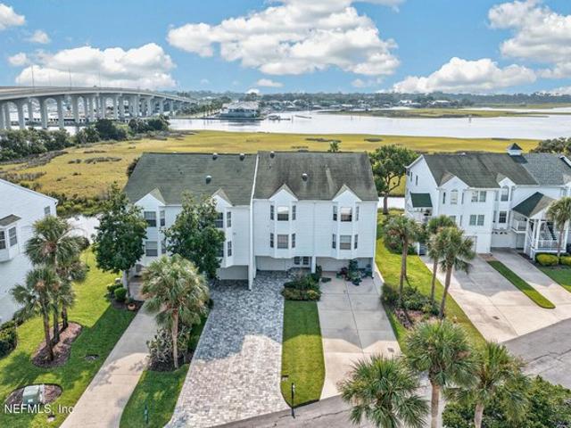 3331 Lighthouse Point Ln, Jacksonville, FL 32250