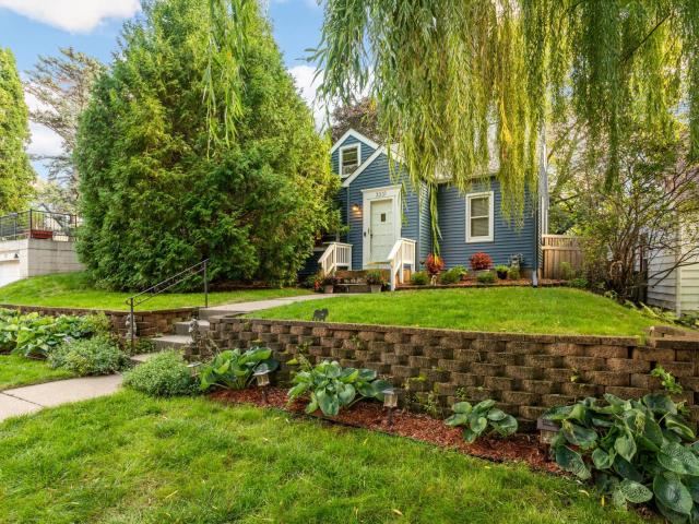 3331 Parkview Blvd, Robbinsdale, MN 55422 | MLS #7053 | Compass