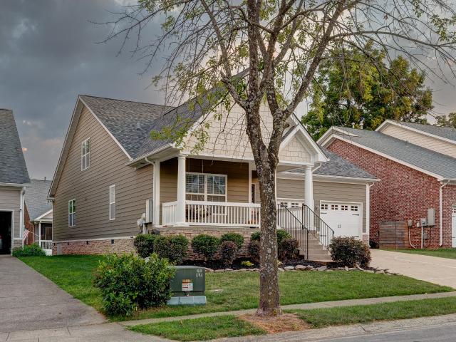 3331 Redmon Hl