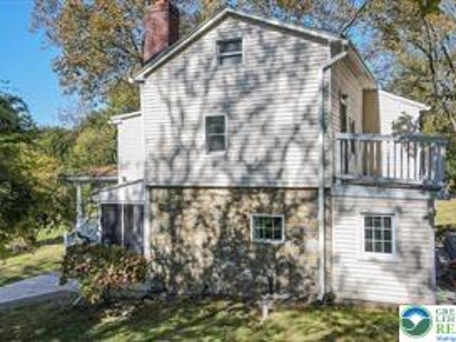 3331 Walnut Street