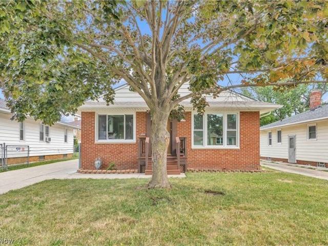 3332 North Ave, Parma, OH 44134