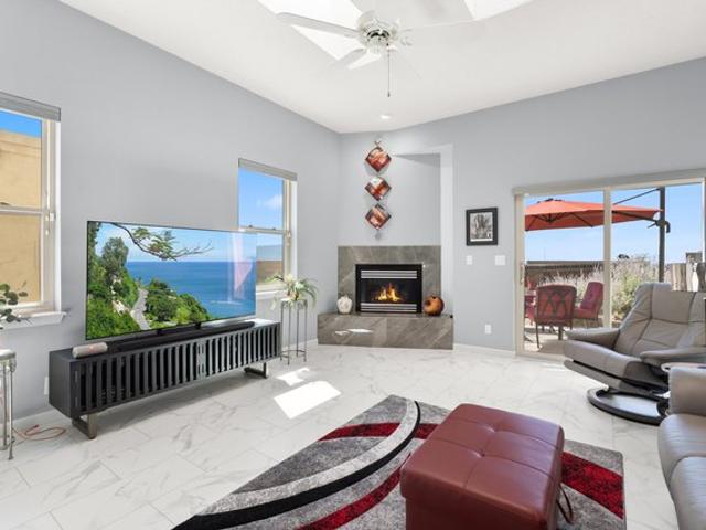 3332 Esplanade Cir SE, Rio Rancho, NM 87124