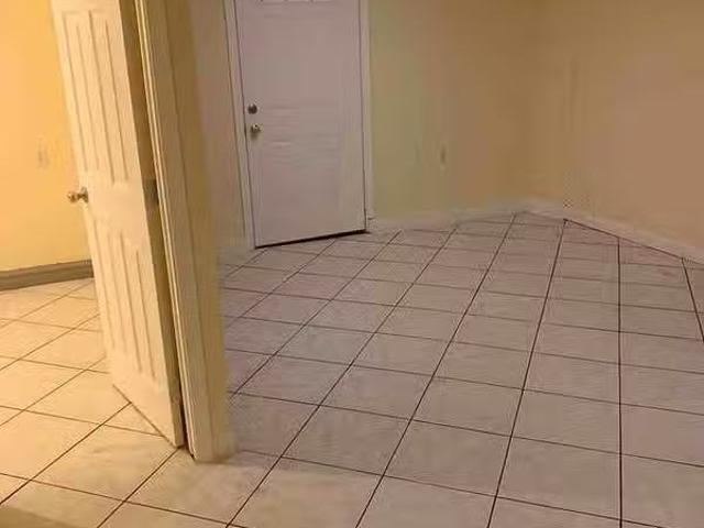 3332 Ruthann Dr