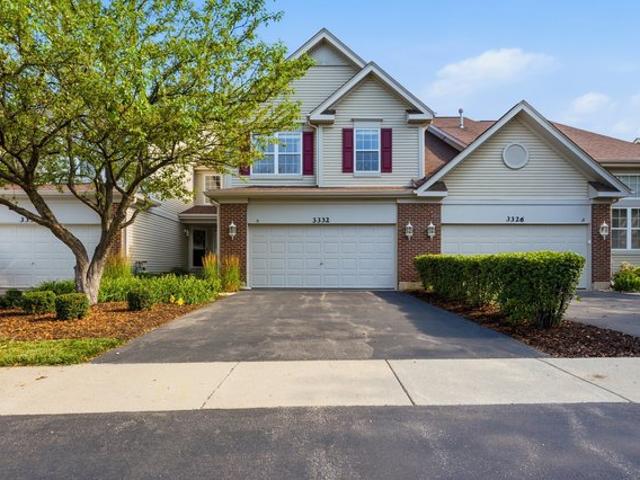 3332 Renard Ln, Saint Charles, IL 60175