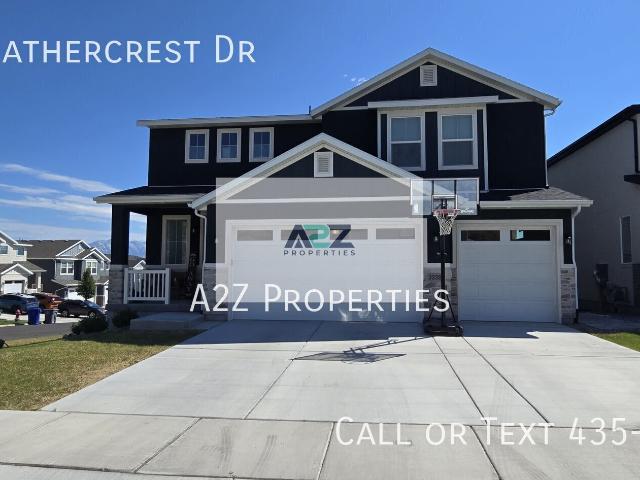 3332 S Heathercrest Dr, 6 beds, 3 full and 1 half baths