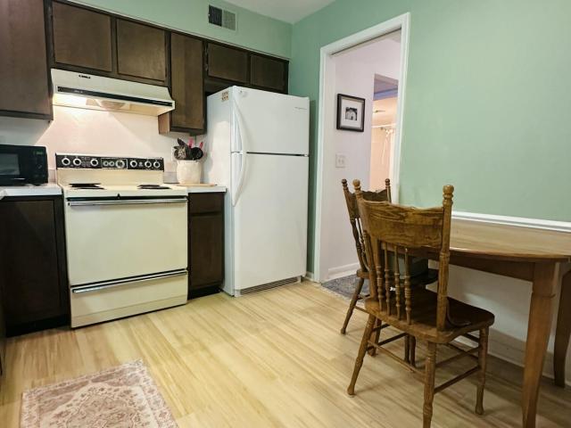 3333 Moores River Drive 811