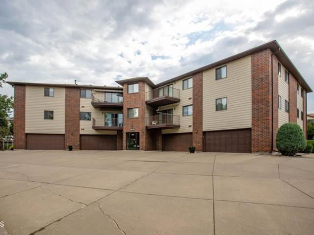 3333 Montreal St Unit 304, Bismarck, ND 58503