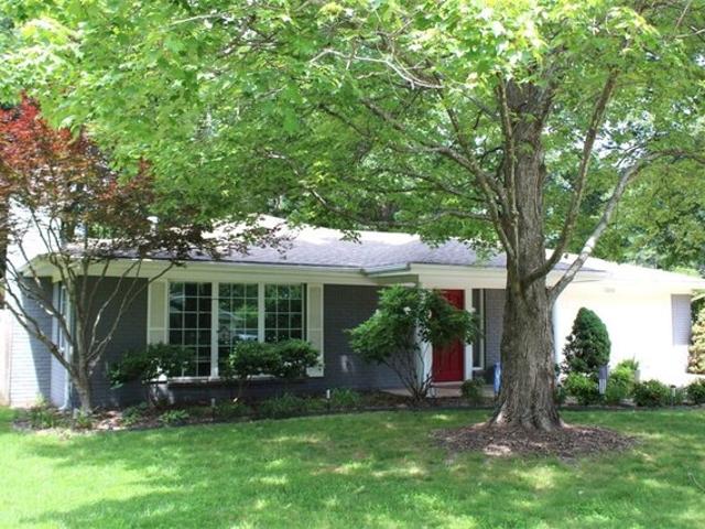 3333 N Katherine Ave, Fayetteville, AR 72703