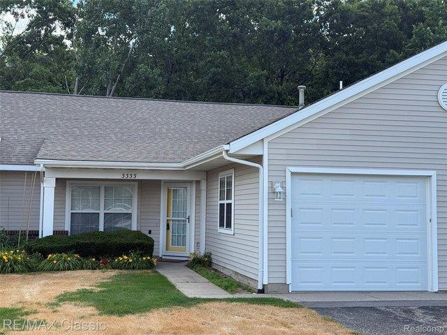 3333 Clear Vista Ct NE Unit 23, Plainfield, MI 49525