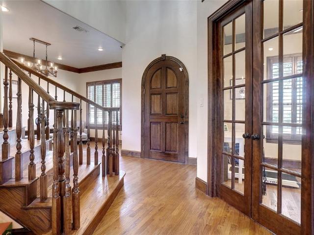 3333 Clubview Drive