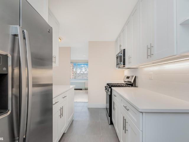 3333 Henry Hudson Parkway, Unit 5S