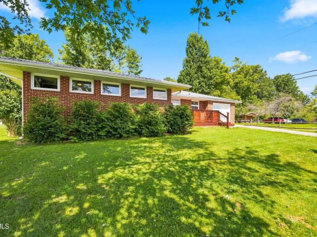 3333 Summit Drive