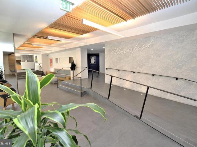 3333 University Boulevard W # 1005