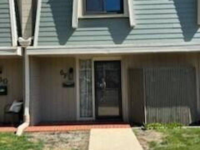 3333 5th Ave Unit 6F, South Milwaukee, WI 53172