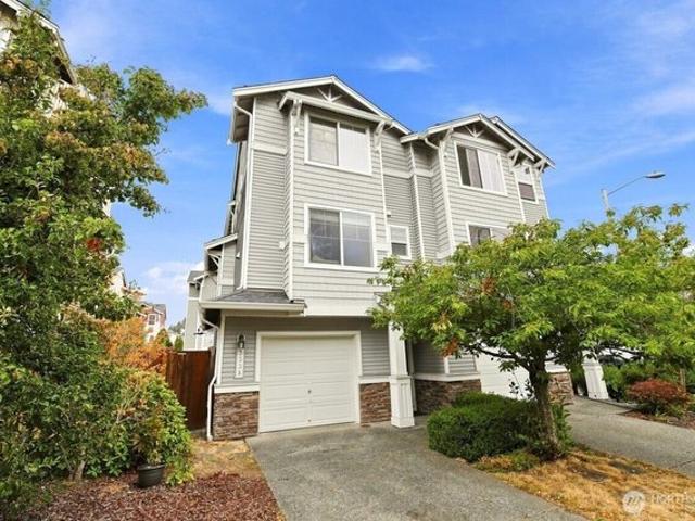 333 127th St SE Unit A, Everett, WA 98208