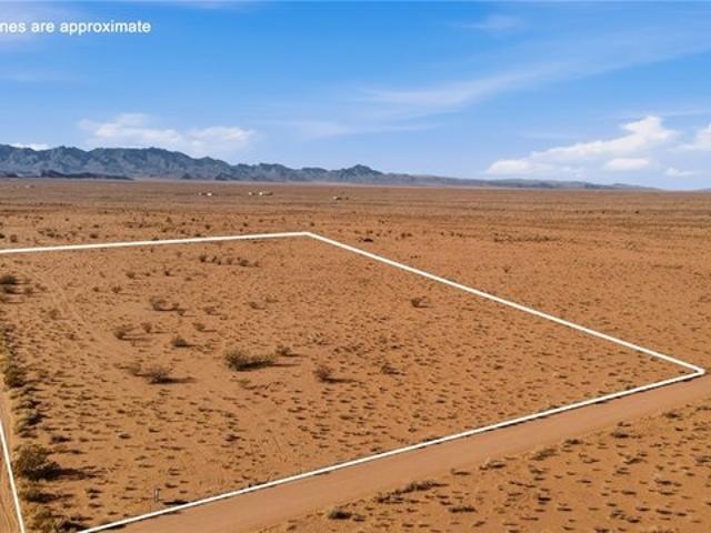 333 35 E N Sharon Rd, Kingman, AZ 86401