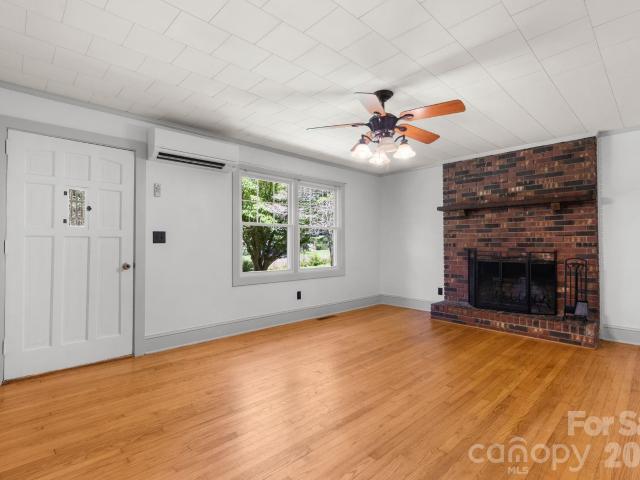 333 Chapel Hill Church Loop
