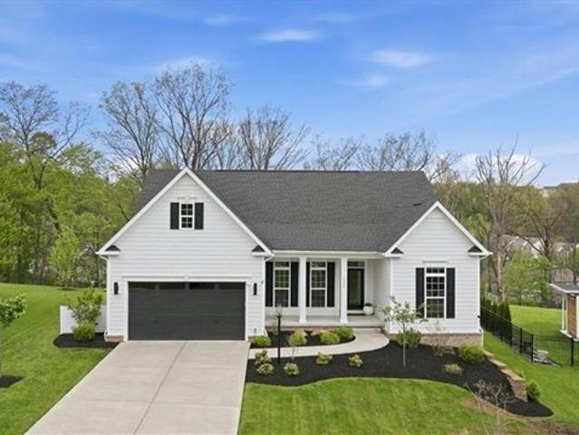 333 Crest Ln, Mars, PA 16046