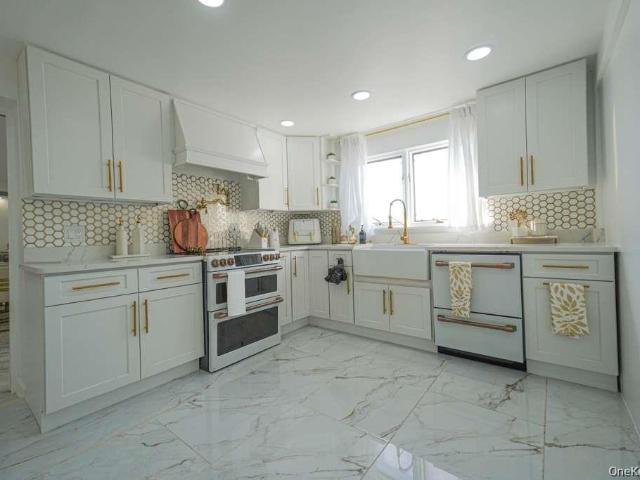 333 Arcadia Road