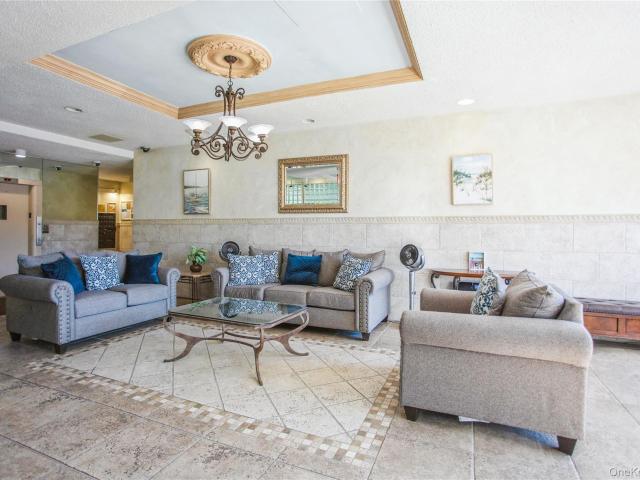 333 Broadway 2B