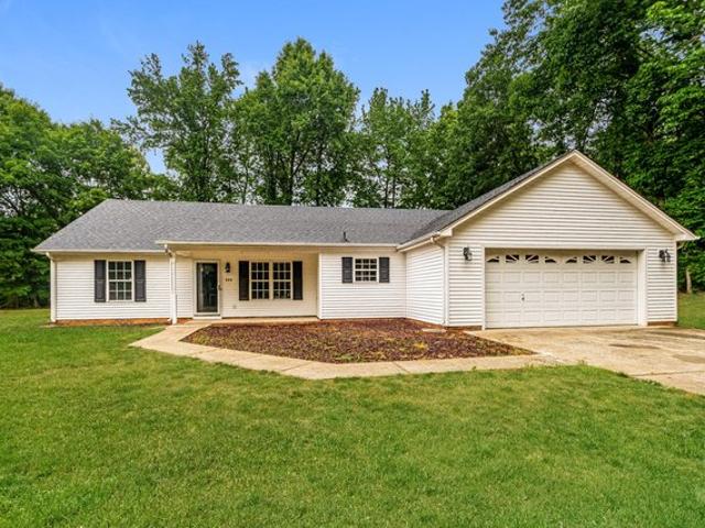 333 Granite Dr, Roxboro, NC 27574
