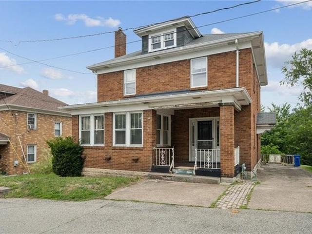 333 Greenwood Pl, Bridgeville, PA 15017
